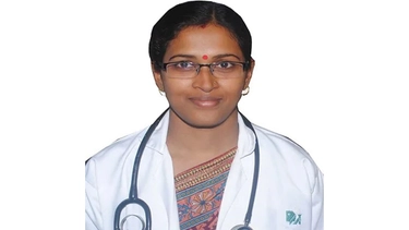 Dr. Sandhya Chandel, General Physician/ Internal Medicine Specialist in ...