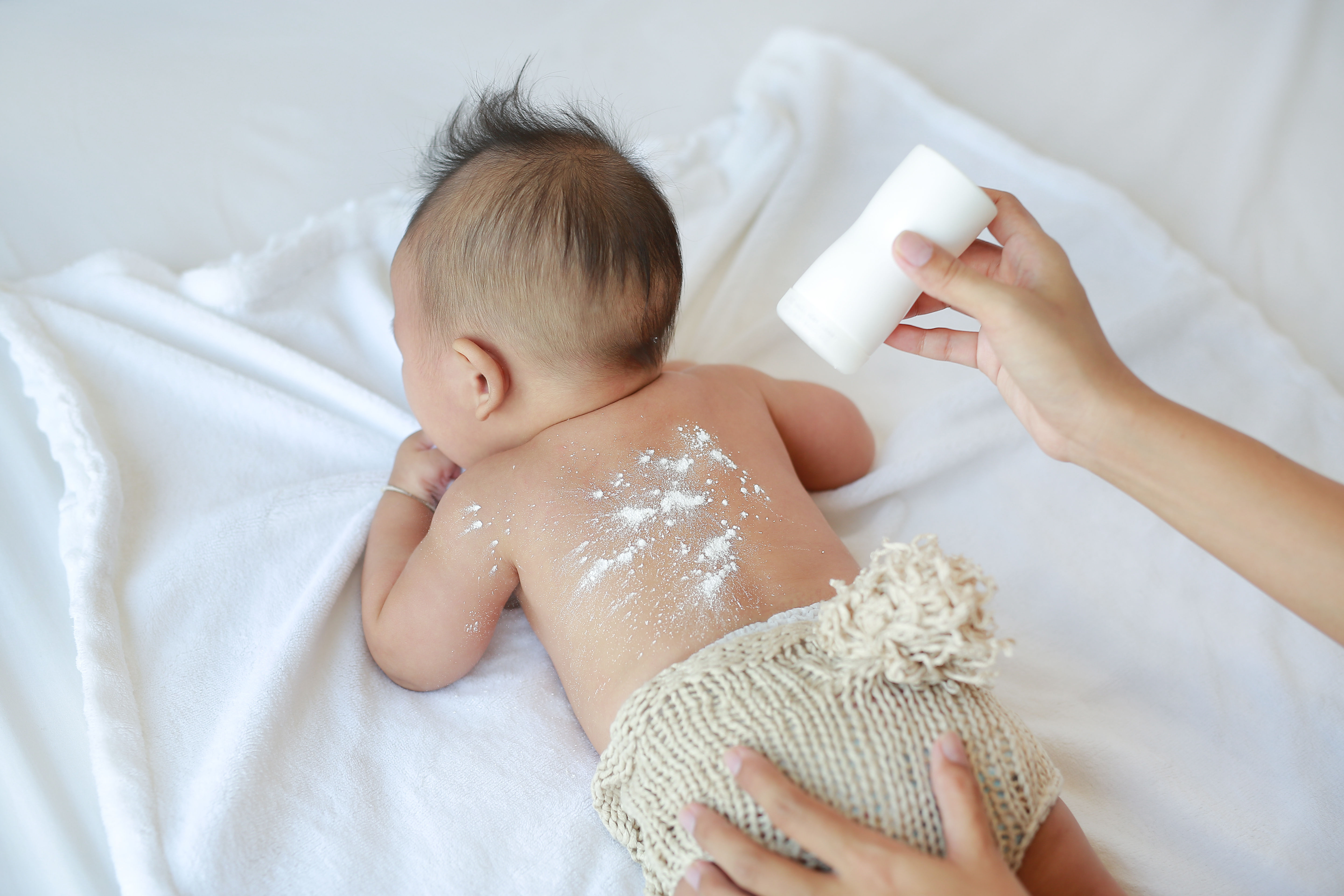 Top 4 Baby Powders for Infants – Gentle & Safe Choices