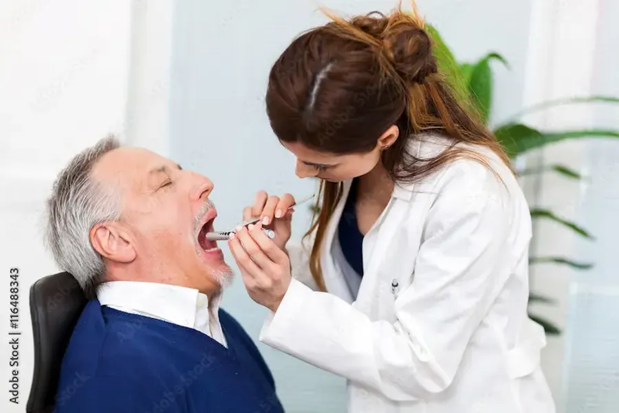 Mouth Cancer Early Signs: Your Visual Guide to Symptoms & Stages