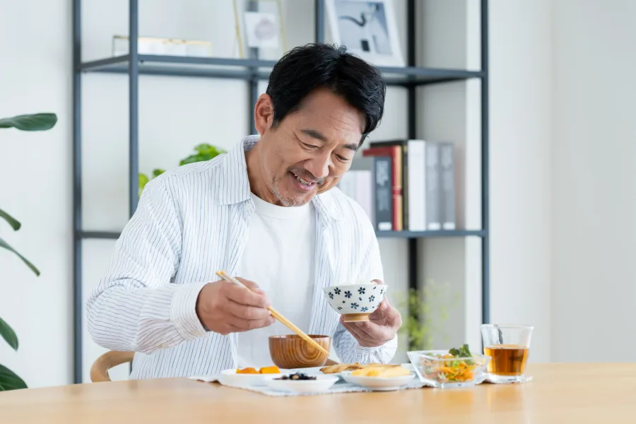 Sit Down to Eat The Surprisingly Big Difference It Makes for Your Health