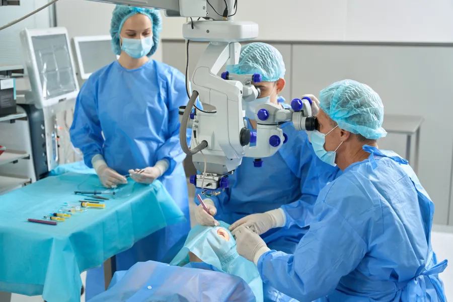 When Will Vision Improve After Cataract Surgery?