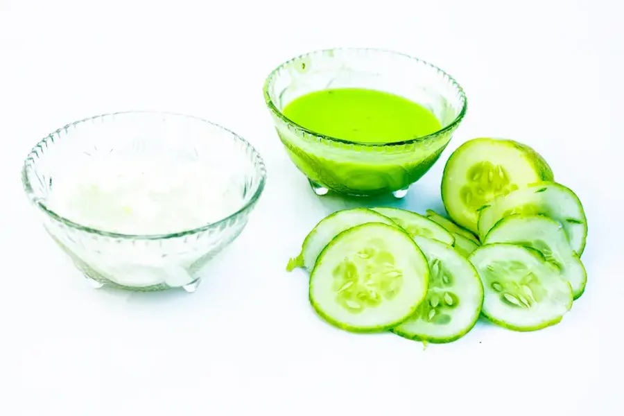 10 Effective Home Remedies to Remove Tan Naturally