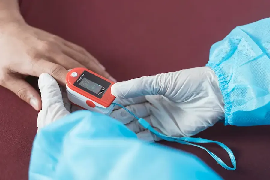 Blood Oxygen Levels and Hypoxemia: Causes, Symptoms, and Treatment